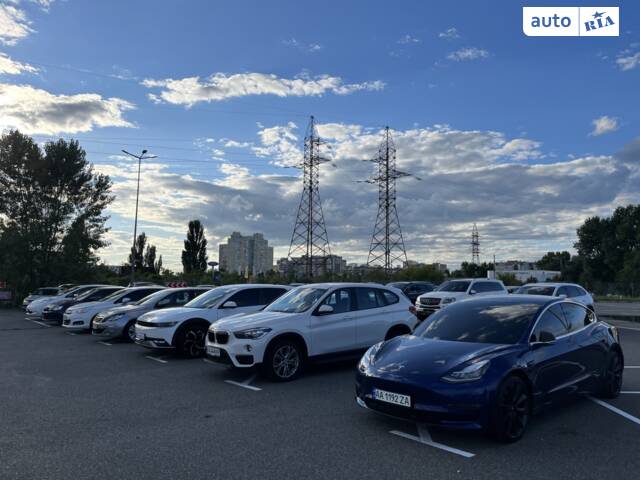 Фото дилера