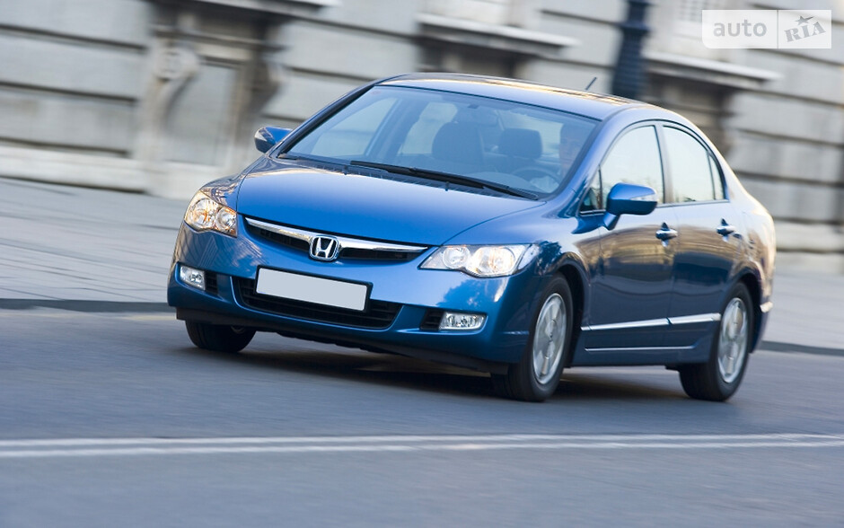 AUTO.RIA – За $7000, і щоб з «автоматом». Які легковики з пробігом можна купити зараз?