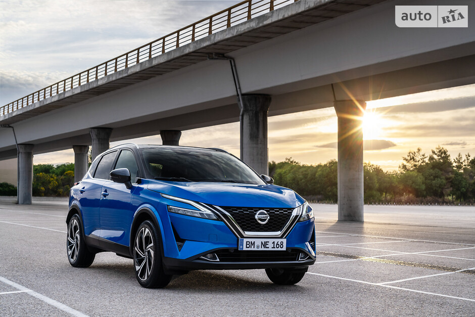 AUTO.RIA – Що вибрати? Порівнюємо кросовери Toyota Corolla Cross та ...