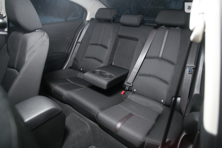 AUTO.RIA – Мазда 3 тест драйв і огляд Mazda 3 з фото