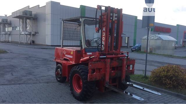 AUTO.RIA – Продам А&О Форкліфт Hummerbee 1990 : 7999 $, Тячів