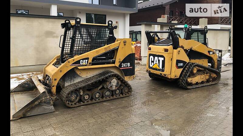 AUTO.RIA – Продам Катерпіллер 259 B3 2011 : 27000 $, Львів