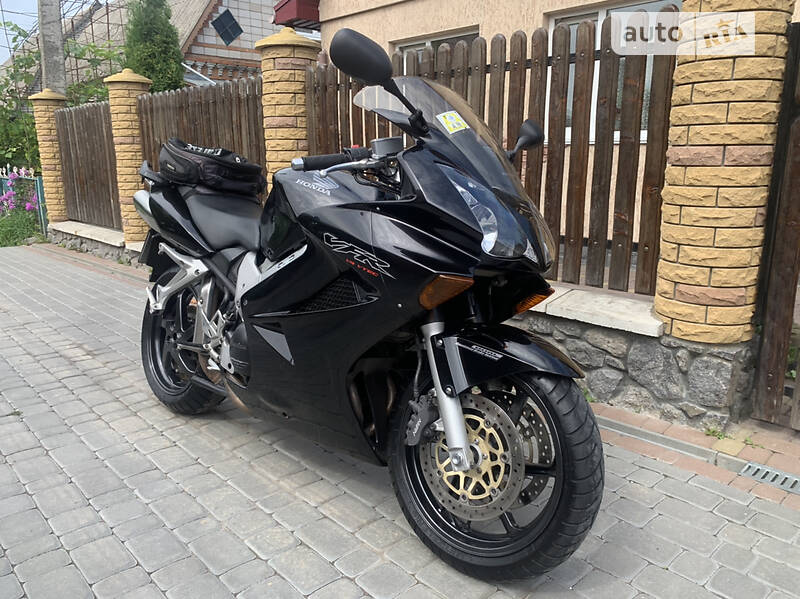 AUTO.RIA – Продам Хонда ВФР 800