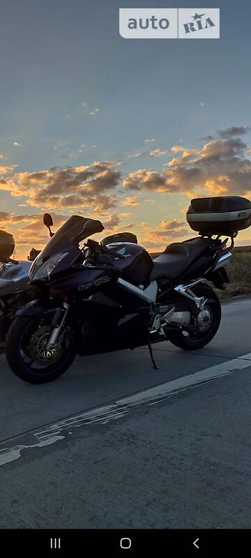 AUTO.RIA – Продам Хонда ВФР 800