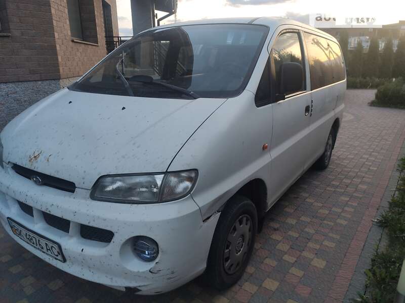 AUTO.RIA – Продам Хюндай H 200 1998 (BK4876AC) дизель 2.5 мінівен бу у Рівному, ціна 2700