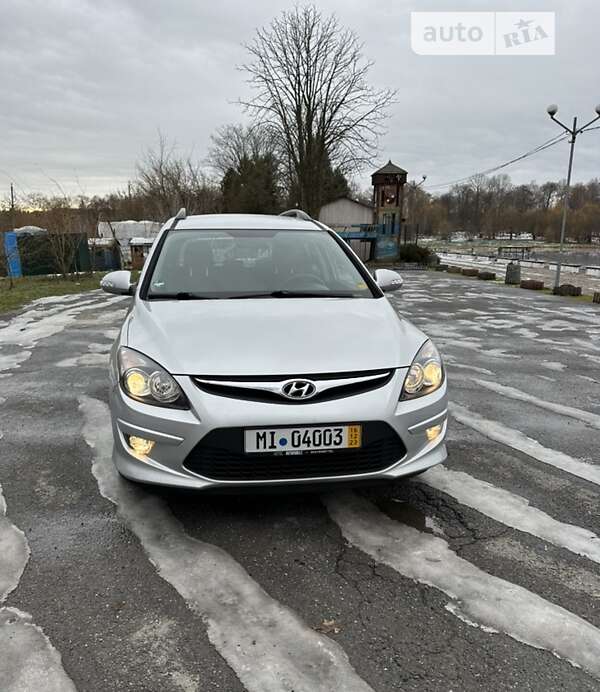 AUTO.RIA – Продам Хюндай Ай-30 2012 дизель 1.6 універсал бу у Тлумачі, ціна 7800