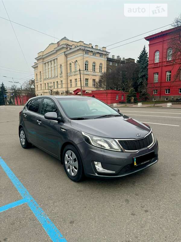 AUTO.RIA – Продам КІА Ріо 2013 бензин 1.4 хетчбек бу у Києві, ціна 7900