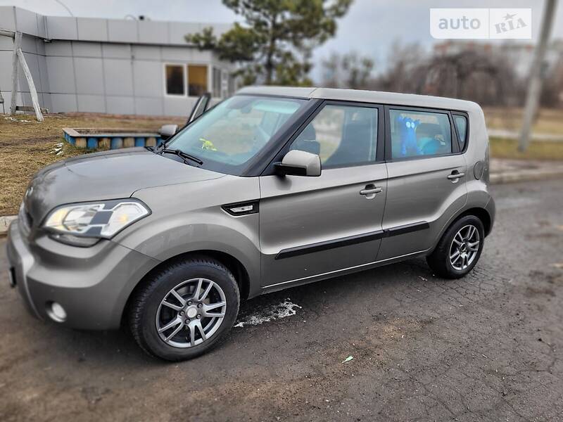 AUTO.RIA – Продам КІА Соул 2011 (KA1856HX) дизель 1.6 хетчбек бу у ...