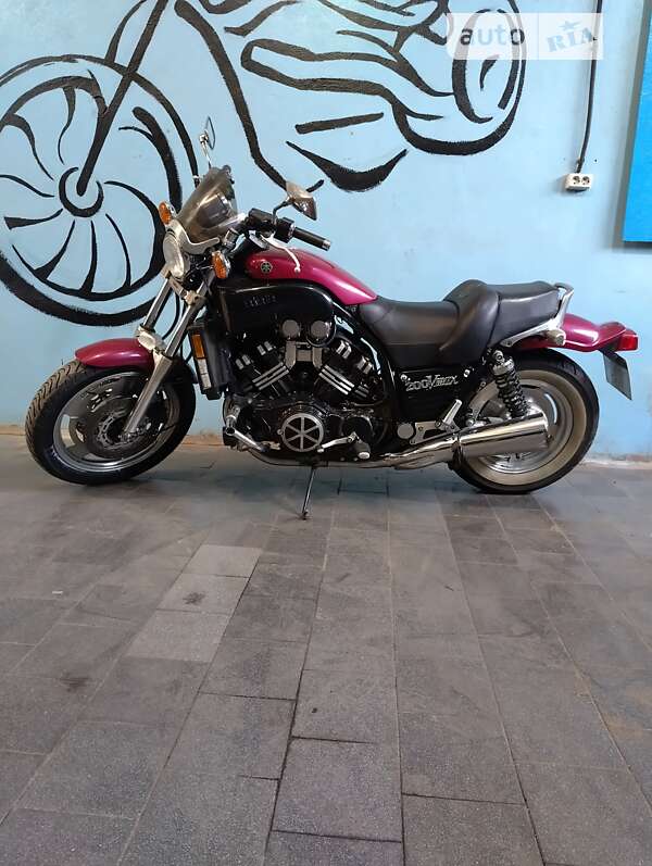 AUTO.RIA – Продам Ямаха В-Макс 1200