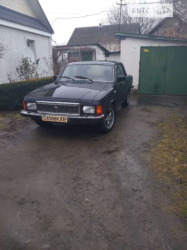 AUTO.RIA – Продам ГАЗ 3102 Волга 1999 бензин 2.4 седан бу у Києві, ціна ...