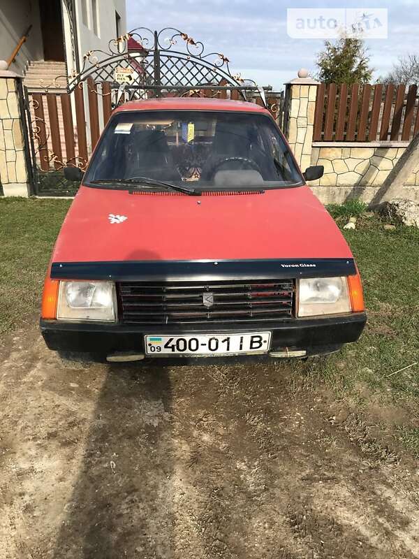 AUTO.RIA – Продам ZAZ 1102 Таврия 1994 (40001IB) бензин хэтчбек бу в Надворной, цена 600
