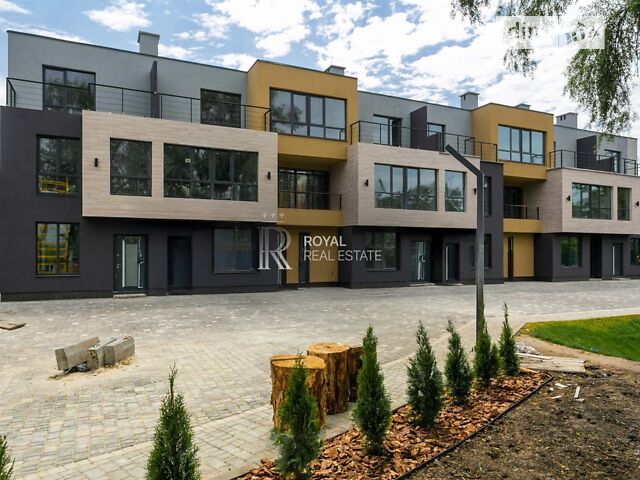 DIM.RIA – Продам будинок в районі Дніпровський (Київ), вулиця Центральна, 3x поверховий з ...