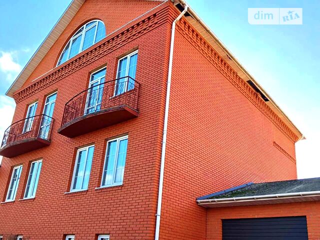 DIM.RIA – Продам будинок в Крушинці, Київська обл., 3x поверховий з гаражем і ділянкою на 20 ...