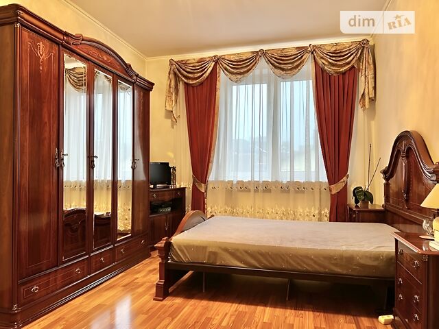 DIM.RIA – Продам будинок в районі Ювілейний (Рівне), 3x поверховий з гаражем і ділянкою на 5 ...