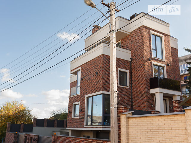 DIM.RIA – Продам будинок в районі Дружба (Тернопіль), 3x поверховий з гаражем і ділянкою на 3.5 ...