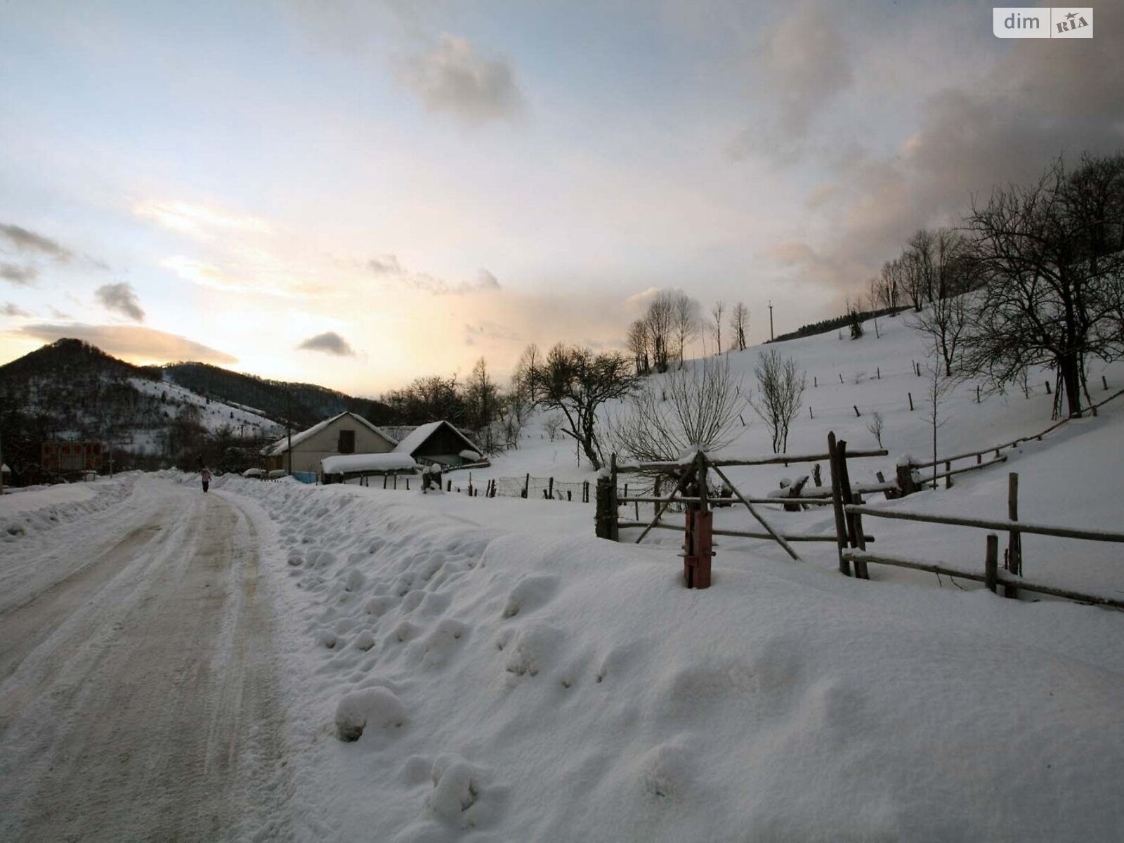 DIM.RIA – Продам будинок в Ужку, Закарпатська обл., - 4, 1но поверховий ...