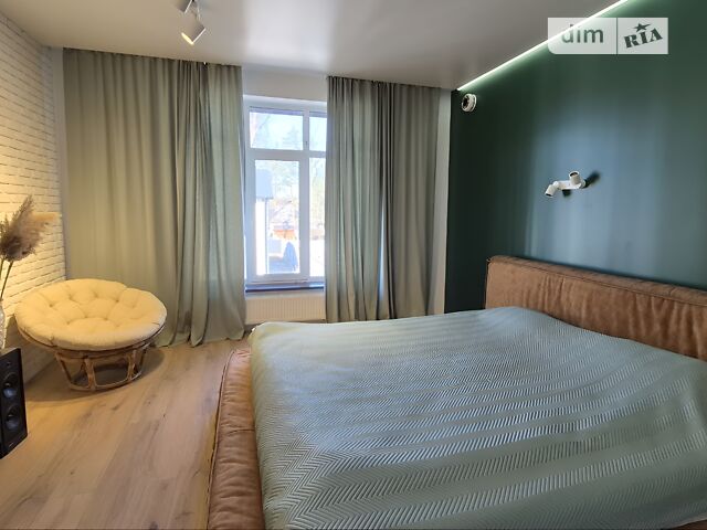 DIM.RIA – Продам будинок в Ворзелі, Київська обл., 2x поверховий з балконом і ділянкою на 5.5 ...