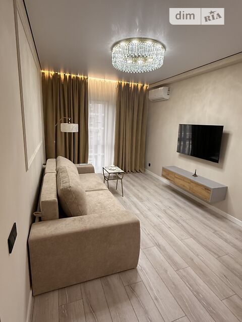 DIM.RIA – Продаю 1 кімнатну квартиру, вулиця Михайла Максимовича (Онуфрія Трутенка) район ...