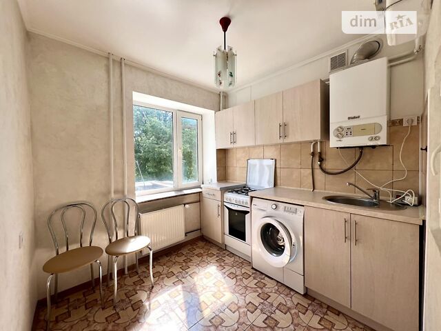 DIM.RIA – Продаю 1 кімнатну квартиру, вулиця Степана Бандери 59 район 12-школа Рівне, вторинне ...