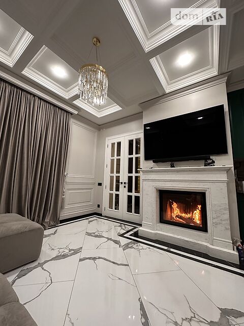 DIM.RIA – Продам таунхаус в районі Центр (Чернівці), 3x поверховий 4 кімнати, вторинка, ціна ...