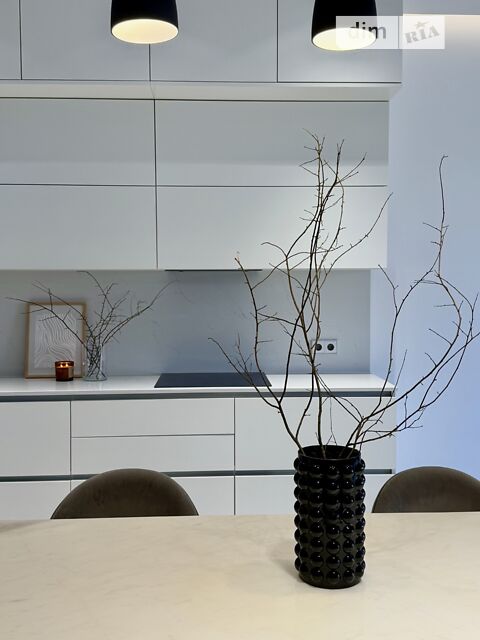 DIM.RIA – Продам таунхаус в районі Село Троєщина (Київ), 3x поверховий з ділянкою на 2.5 сотки ...