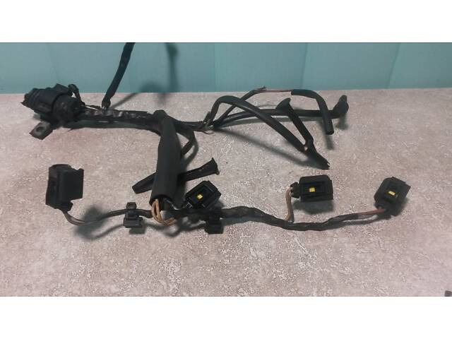 Уживані Фішка форсунки, роз'єм Renault Kangoo 2008-.Megane III 2010 ...