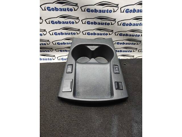 Б/У Накладка консолі передня з підстаканниками NISSAN LEAF 68912 3NF0A ...
