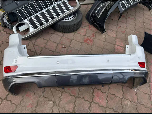 Jeep Grand Cherokee WK2 (Джип Гранд Чірокі) задній бампер 68310168AB ...