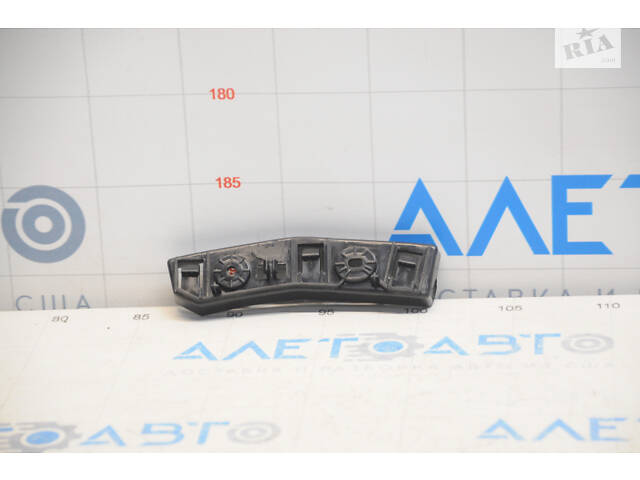 68138374ac Кріплення переднього бампера праве Jeep Cherokee KL 14-18 ...