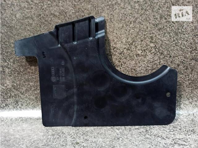 Накладка захисту днища права 1K0825272A Нова Шкода Октавія А5 Скаут Єті ...