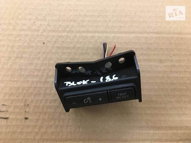 Nissan Qashqai J11 2013-2017 кнопки управления круиз контролем | Купить ...