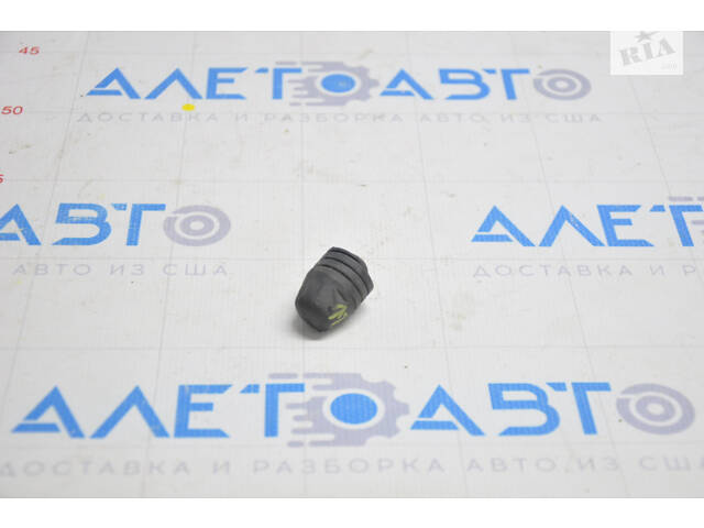 Відбійник капота лівий VW Jetta 11-18 USA на бампері | Купити на ...