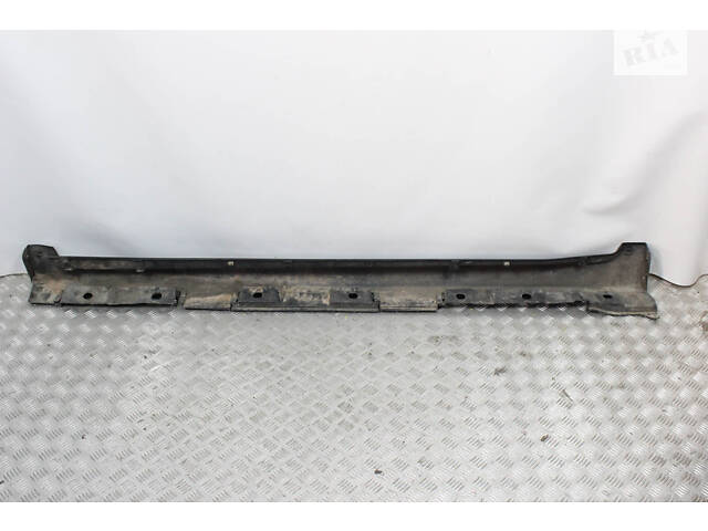 Поріг правий пластик Toyota Avensis T27 (T270) 2009-2018 7585005010 ...