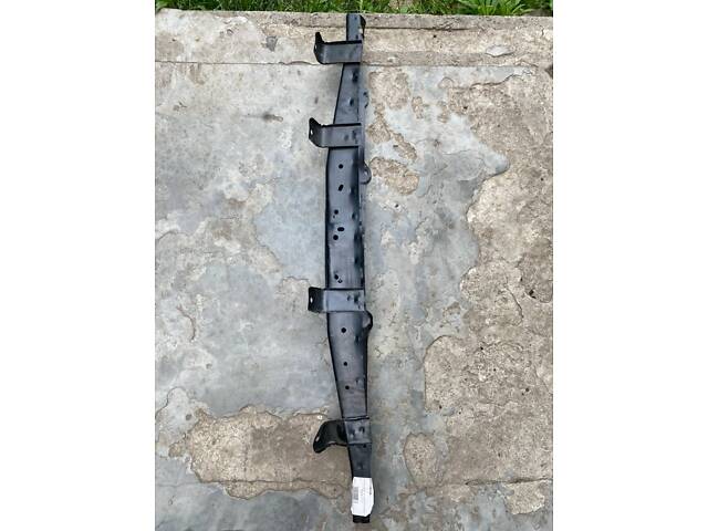 Рамка радиатора верхняя Nissan Rogue 14-20 625114BC0A | Купити на ...