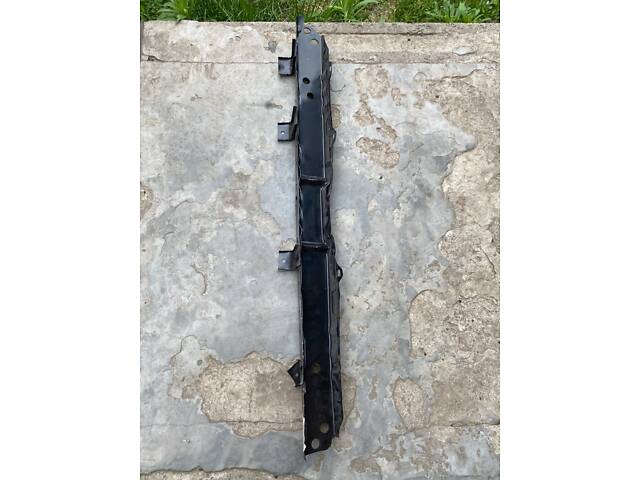 Рамка радиатора верхняя Nissan Rogue 14-20 625114BC0A | Купити на ...