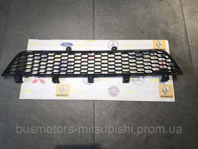 Решітка бампера Mitsubishi Pajero Sport 2008-2015 6402A182 | Купити на ...