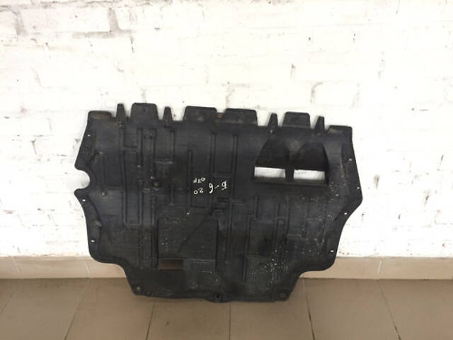 Захист двигуна Volkswagen Passat B6 3C0825237: Захист двигуна і коробки ...