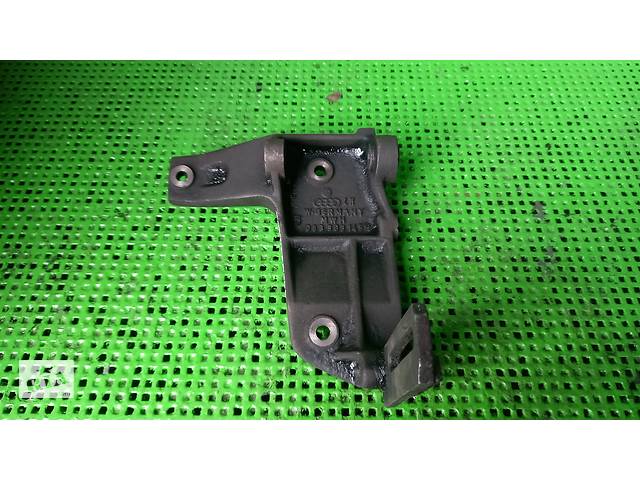 068903145 Кронштейн генератора для Volkswagen T4 Audi | Купити на ...