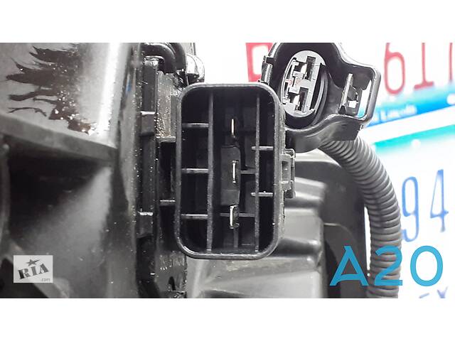 25380F2000 - Б/у Дифузор радіатора на HYUNDAI ELANTRA (GT) 2.0 (сломан ...