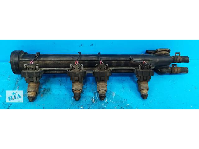 Б у форсунка для Volkswagen Passat B4 1993 1996 2 0i КОМПЛЕКТ