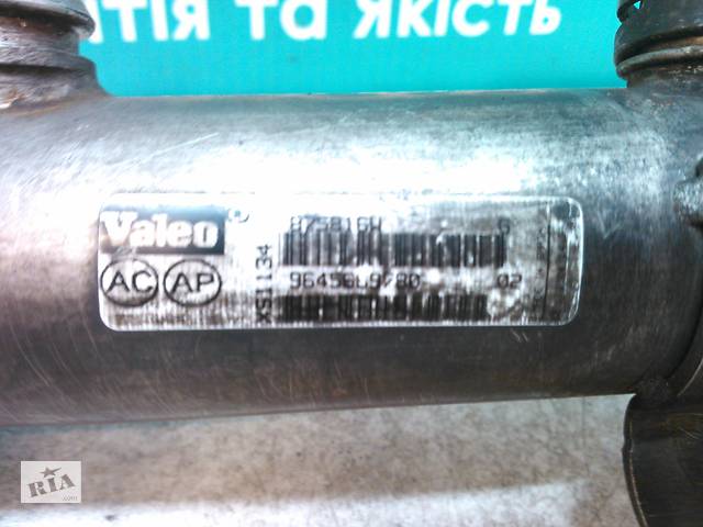 Б/у Охладитель отработанных газов, теплообменник EGR Citroen. Peugeot ...