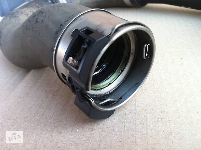 Б/в патрубок інтеркулера для Opel Corsa D Опель Корса Д 1.3 CDTI 2007 ...