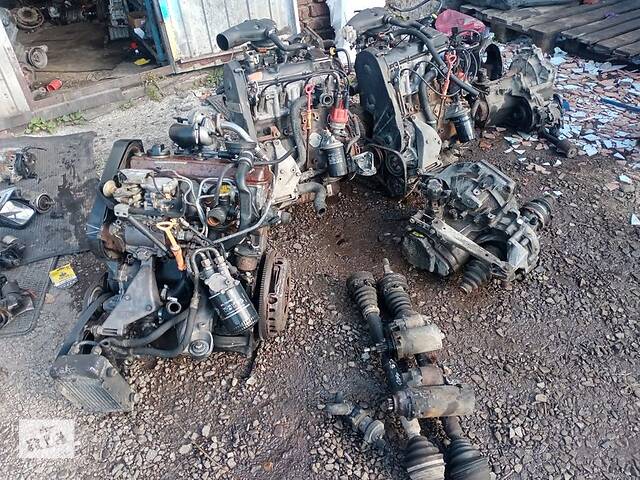 Двигун Audi 100 C3 1.8 | Купити на Запчастини RIA.com