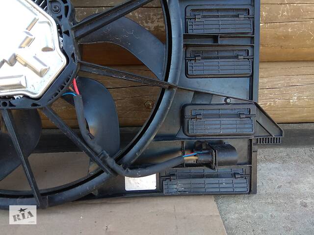 8w0121207b Дифузор 8W0121207B з вентилятором комплектний в СБОРЕ Audi ...