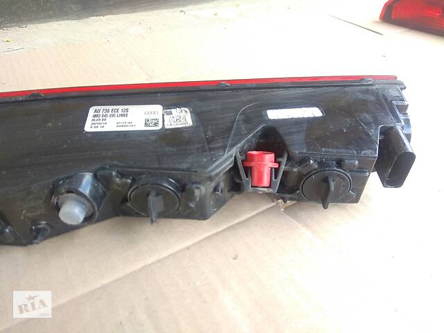 4m0945095 Фонарь 4M0945095 в ЗАДНИЙ бампер ЛЕВАЯ сторона Audi Q7 4M ...