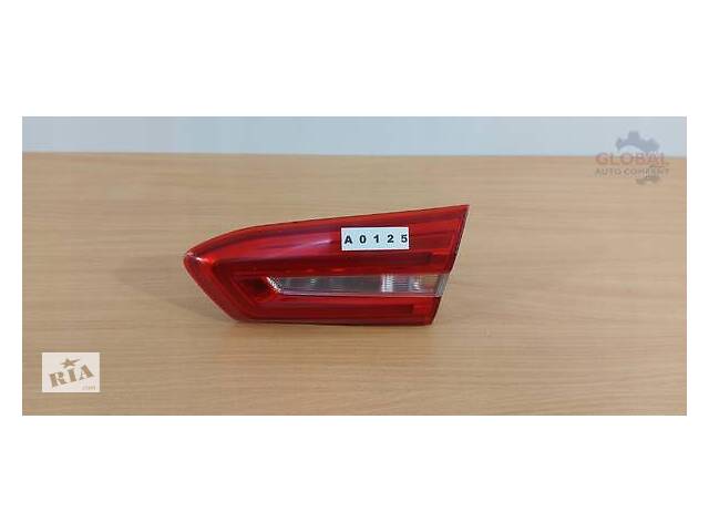 FORD FOCUS MK4 4 IV SEDAN ПРАВА ФАРА W KLAPĘ LED: Фара в Львові на ...