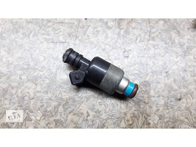 Форсунка Daewoo Nexia 1.6 16V 17121646 1995-2016 року: Форсунка в ...