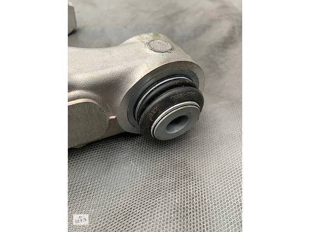 102735100c Плаваючі сайлентблоки (втулки) посилені для важелів Tesla ...