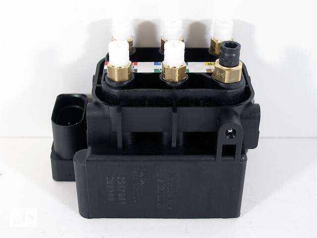 a2513200058 Блок клапанів пневмопідвіски Mercedes ML W164: Блок ...