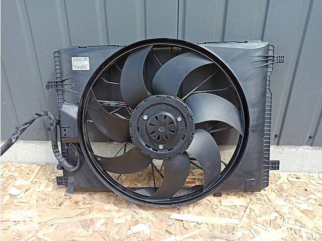 a2049066802 Mercedes C-class w204 2007-2014 GLK w212 Дифузор вентилятор ...